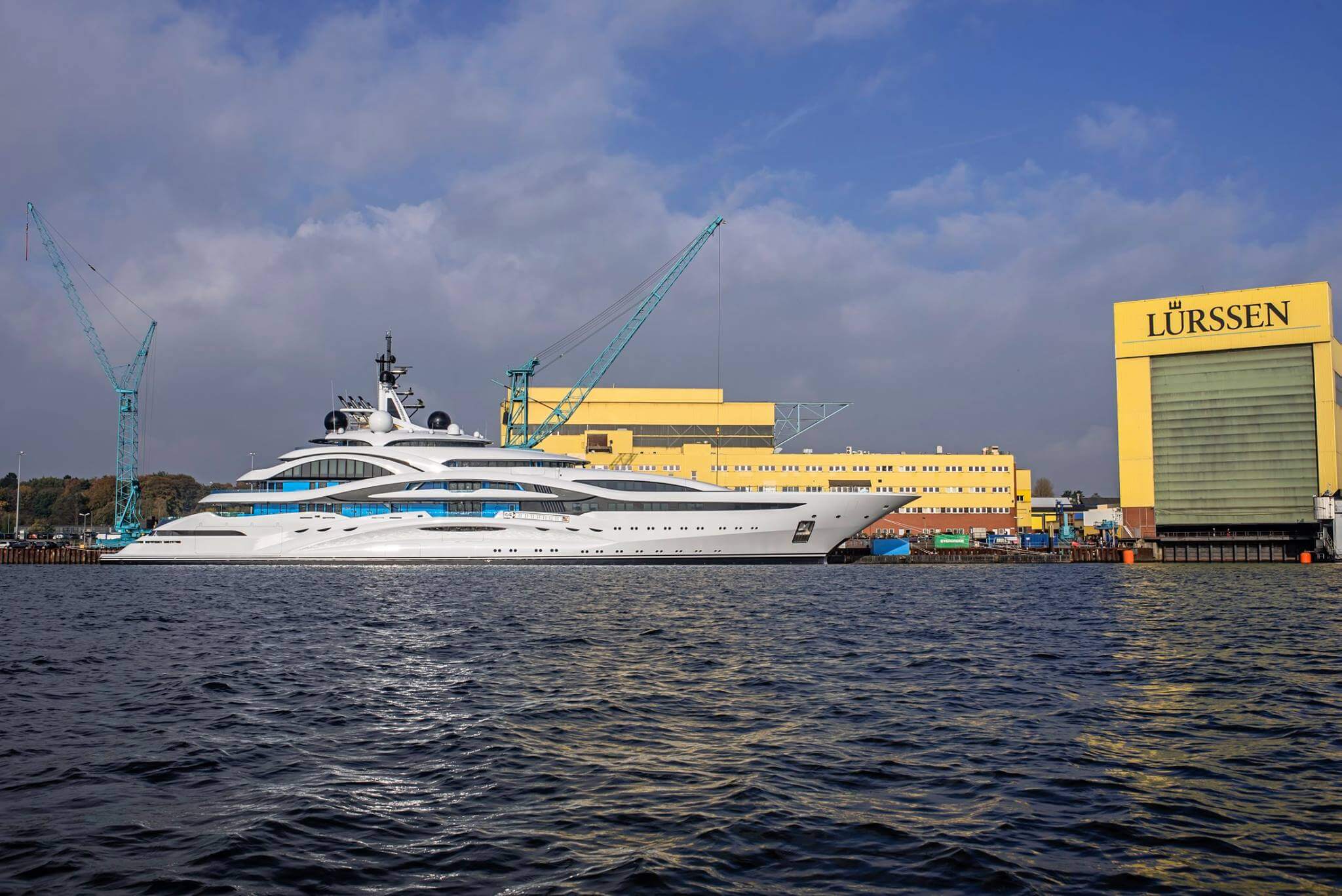Video: 123m Lürssen Al Lusail Departing Gibraltar This Summer